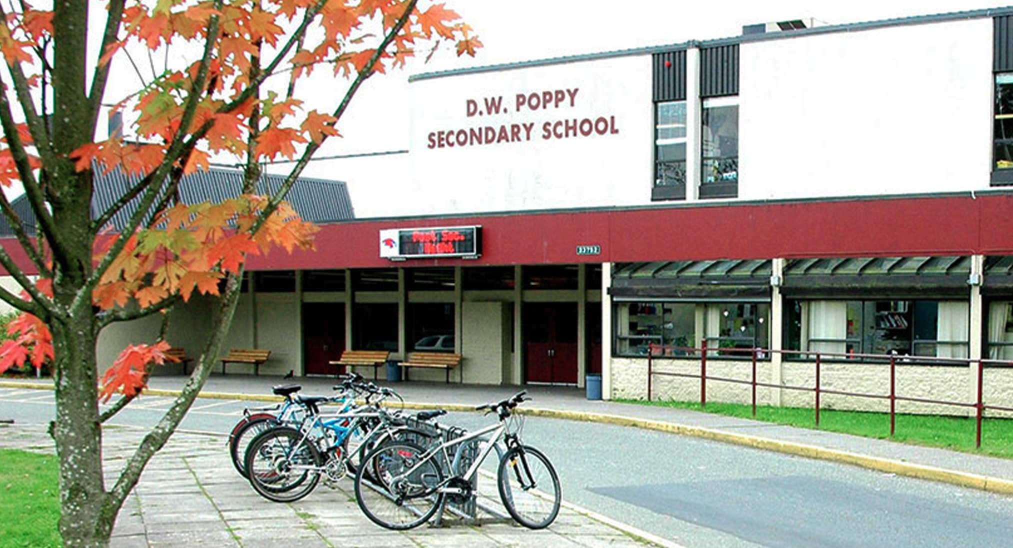 D.W. Poppy Secondary School in Kanada - Kulturwerke Deutschland