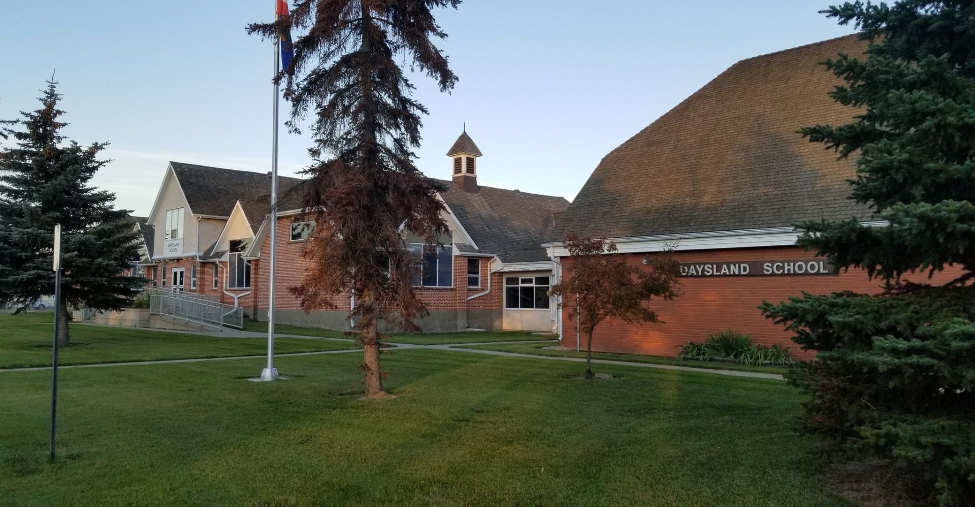 Daysland School en Canadá - ICES Spain